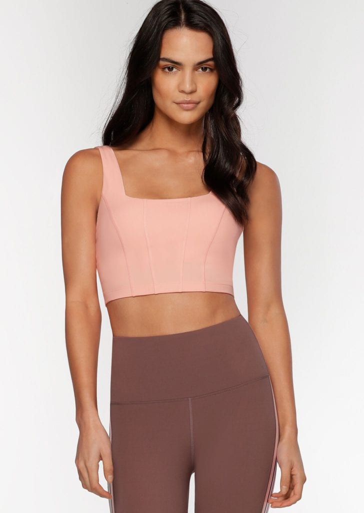 Fashionable workout essentials you’ll love – People's Inc.